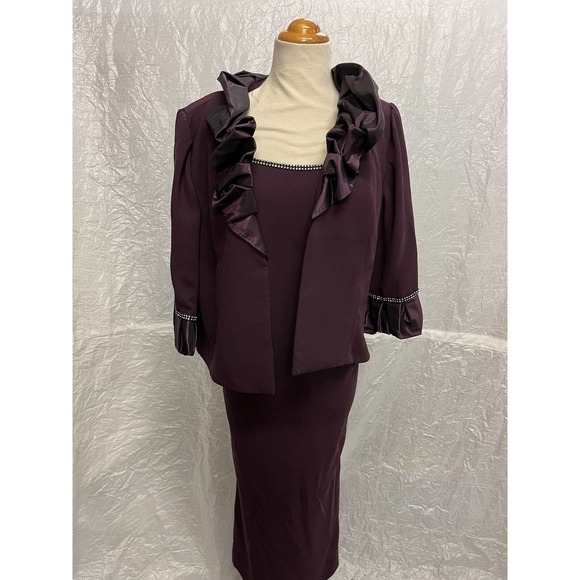Avenue Fashions Lincolnwood | Dresses | Purple Funky Womens Formal Long ...